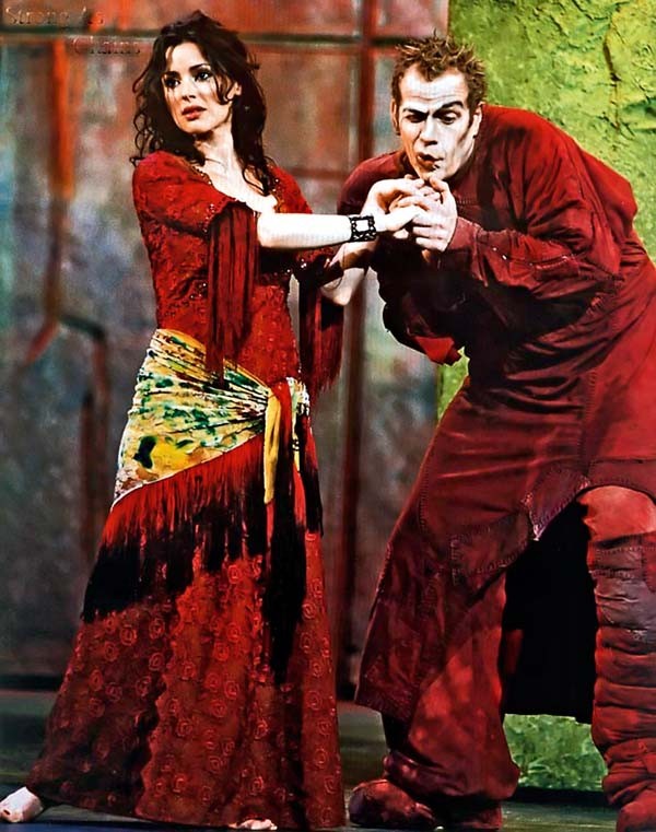 Legendary musical Notre Dame de Paris - Dec. 02, 2010 | KyivPost